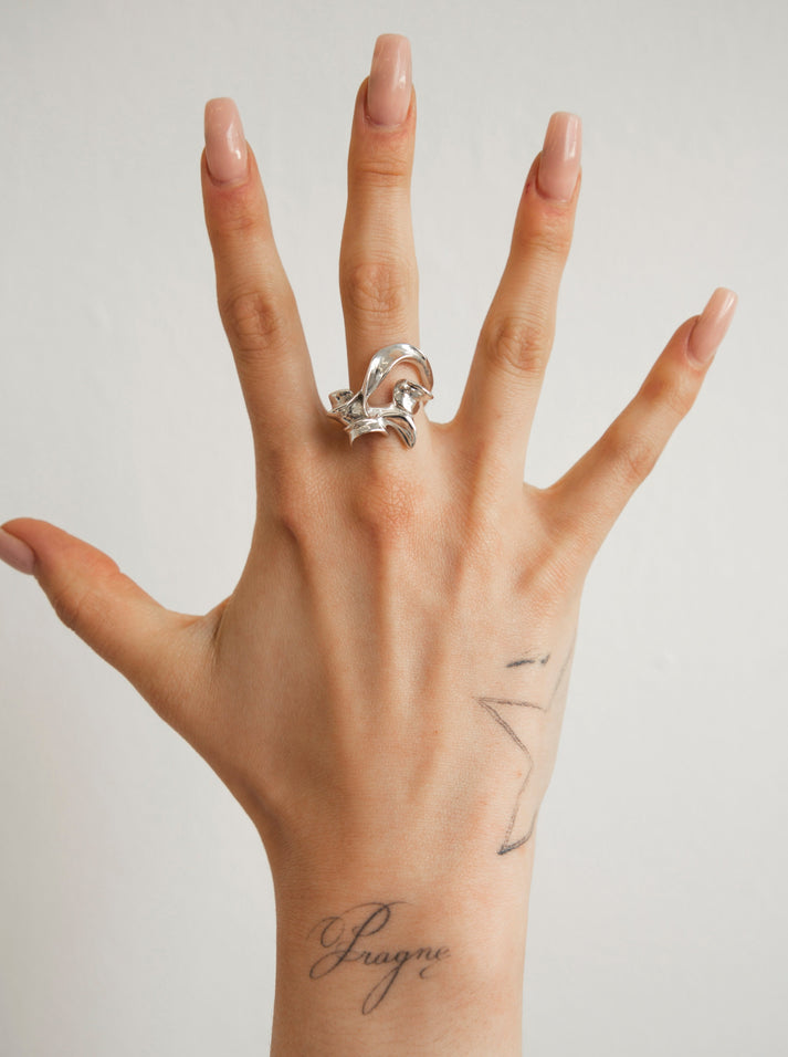 Continuum Ring – Freya Douglas Ferguson